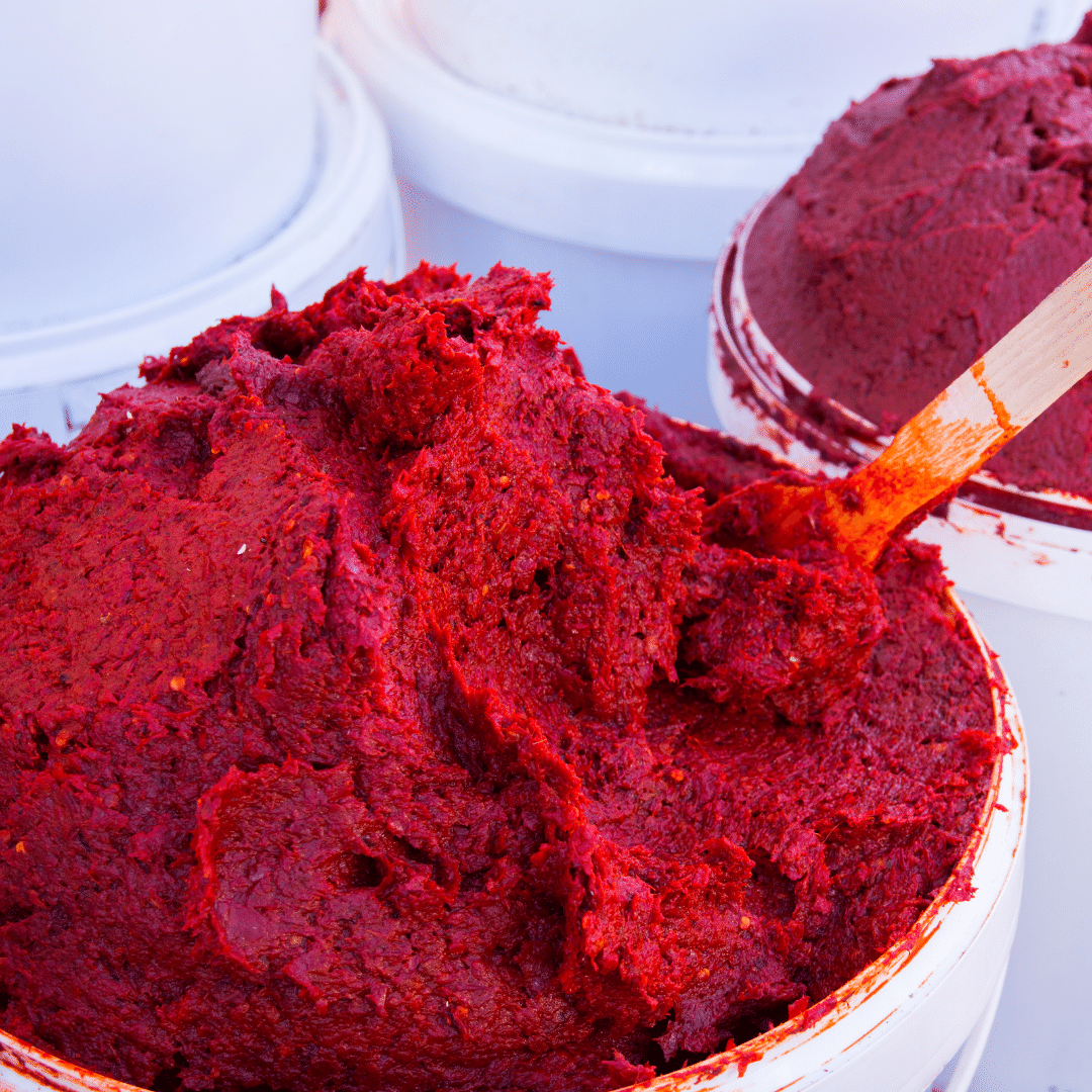 Salça Küfü Nasıl Önlenir? Salça Bozulursa Ne Yapılır? - EvHayat